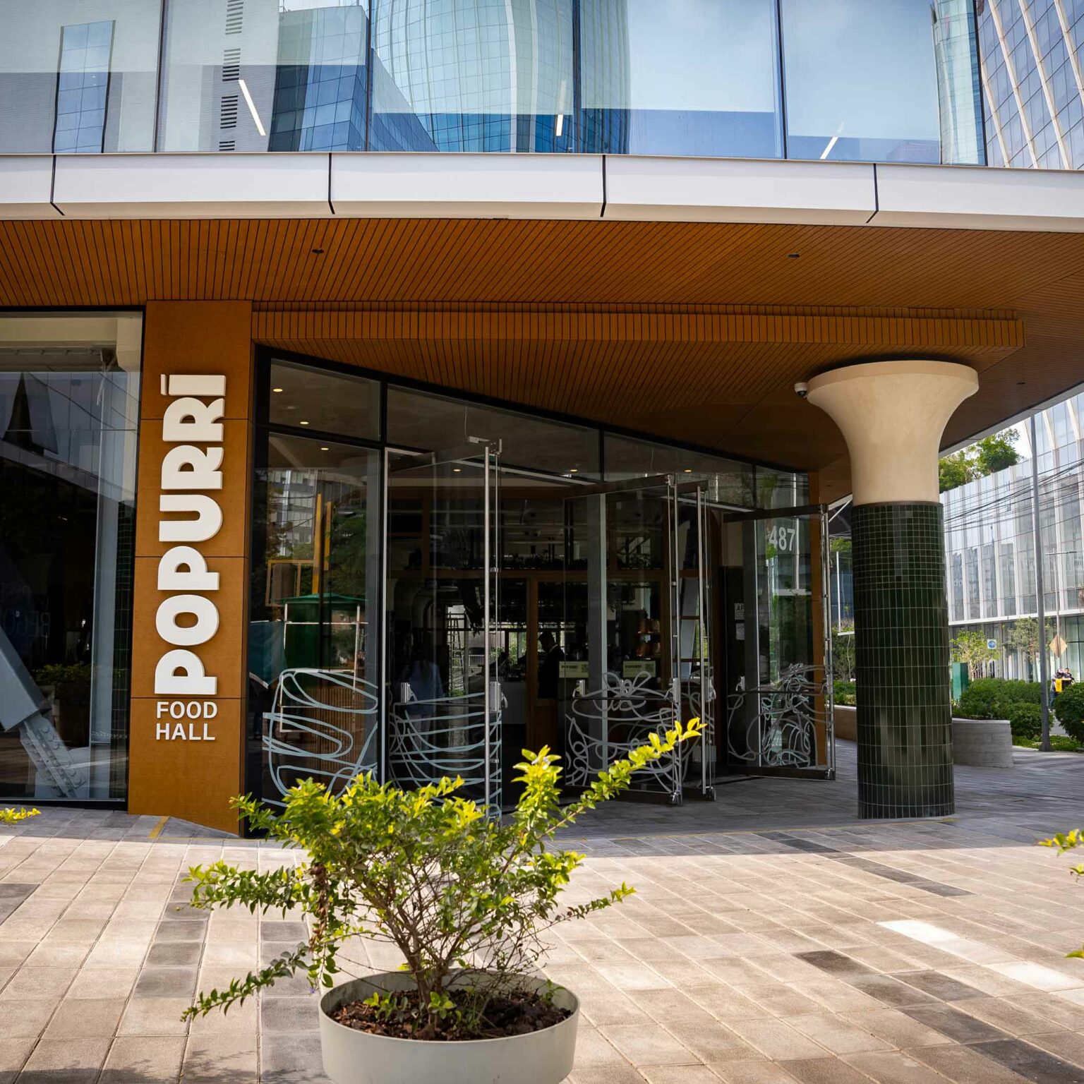 Popurrí: El nuevo destino gastronómico en Paseo Begonias.